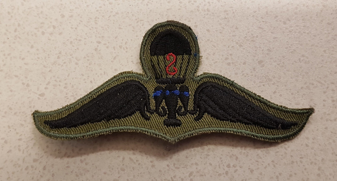 Thailand Parachutist Qualification Jump Wings Badge / Patch – h39designs